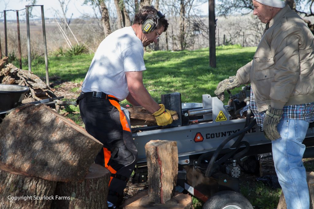 Scurlock Farms - Turning Oak Logs into Split Firewood